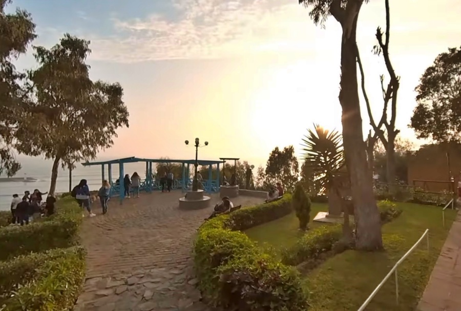 Mirador Catalina Recavarren Barranco – Turismo en Lima Perú – Colombia
